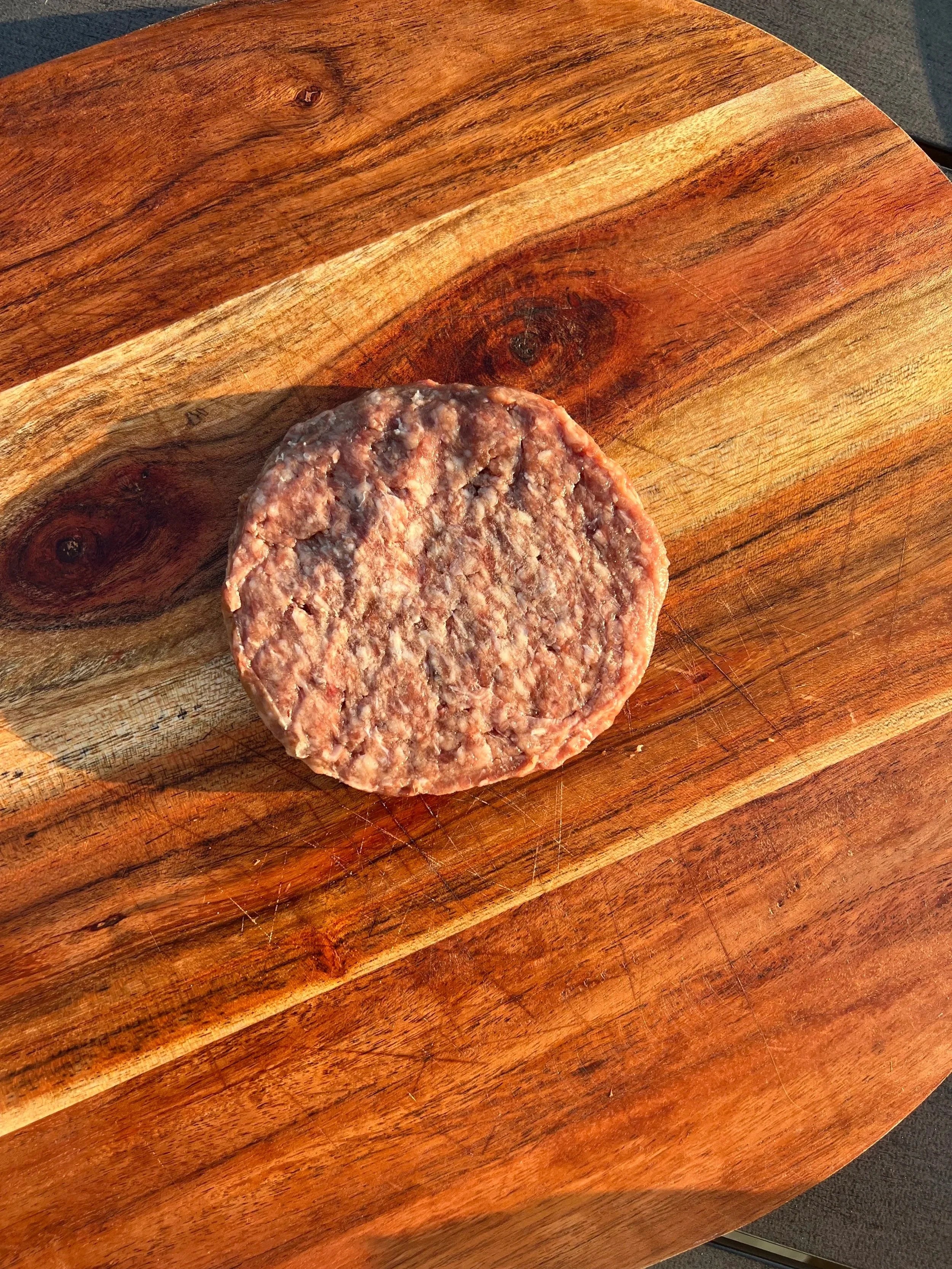 American Wagyu Buttery Prime Rib Patty – Circle 6 Farm and Ranch